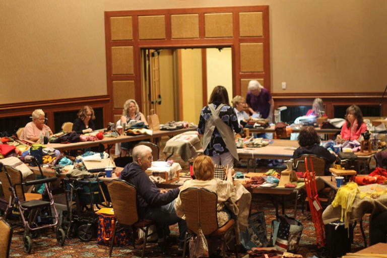 Manistee Rug School to mark 25th year with classes, show at casino