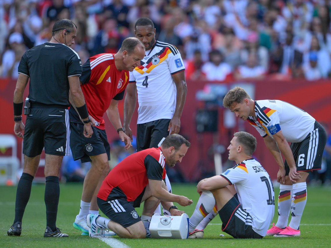 Medial ligament injury in ankle: World Cup over for Nico Schlotterbeck
