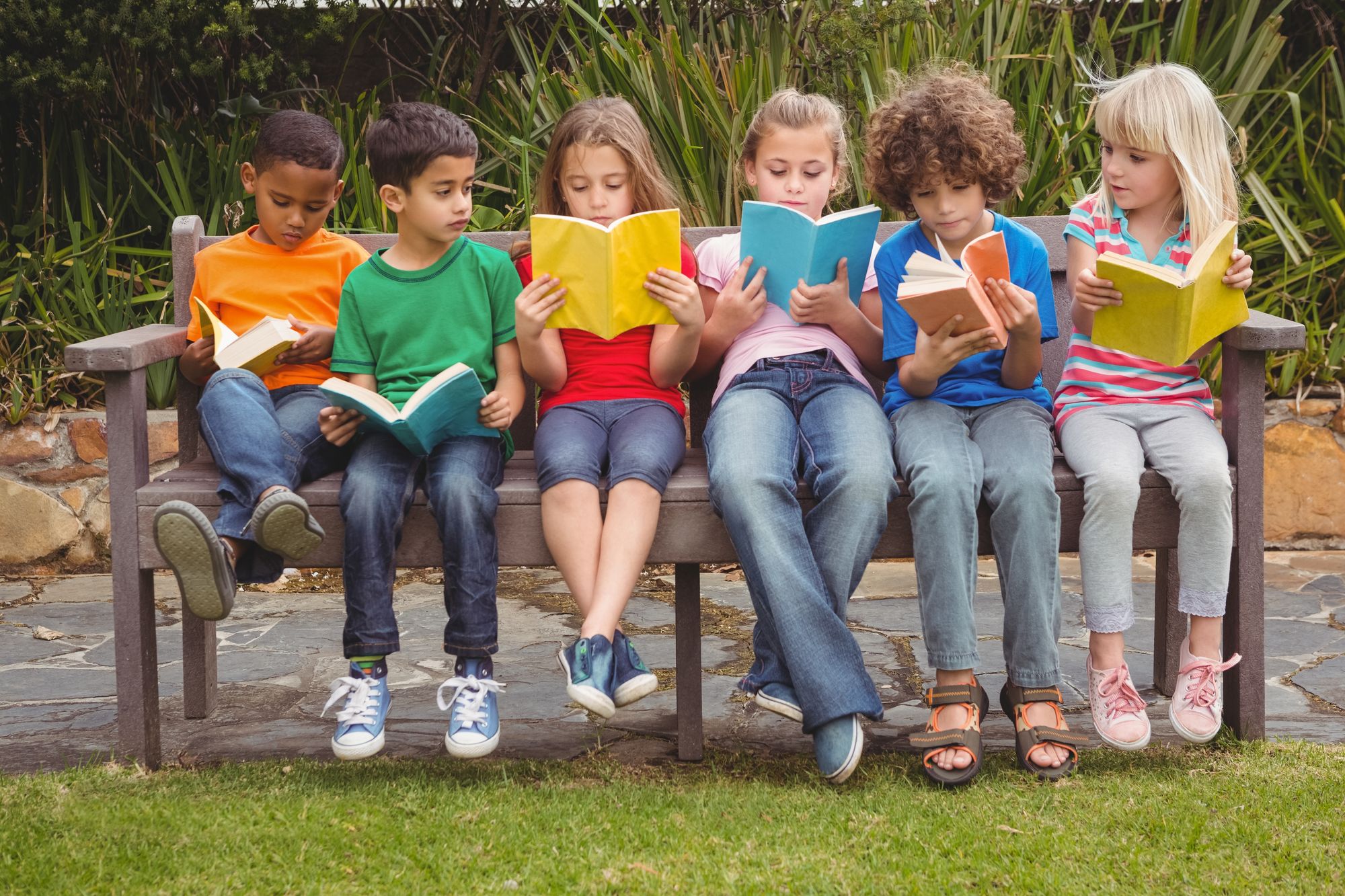 Doncaster Storytelling Festival champions reading for 1,200 local children