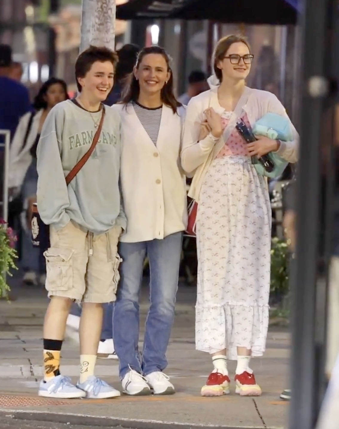 Jennifer Garner shares never-before-seen snaps of ex Ben Affleck with ...