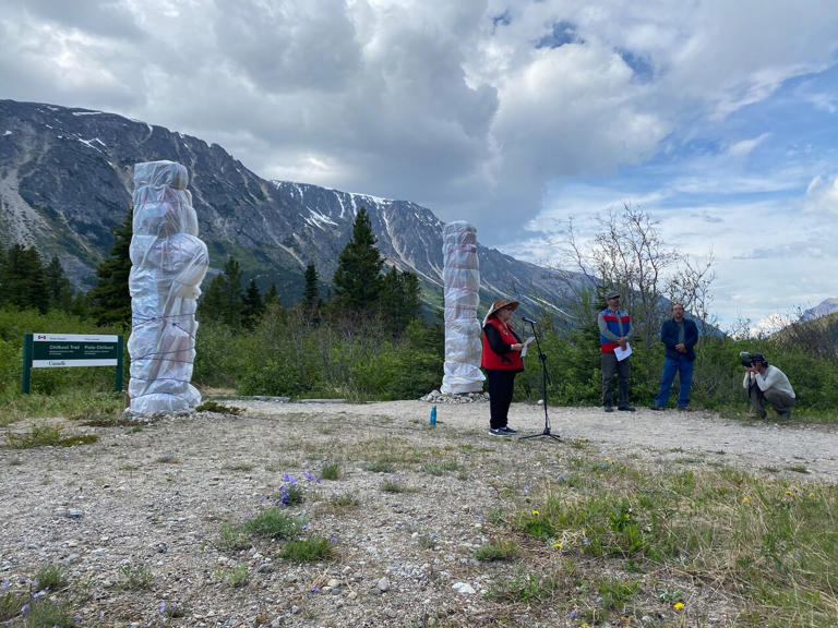 Carcross/Tagish First Nation unveils totem poles in Bennett, BC