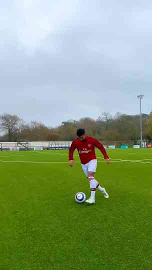 New football skill alert - this move is absolutely filthy
