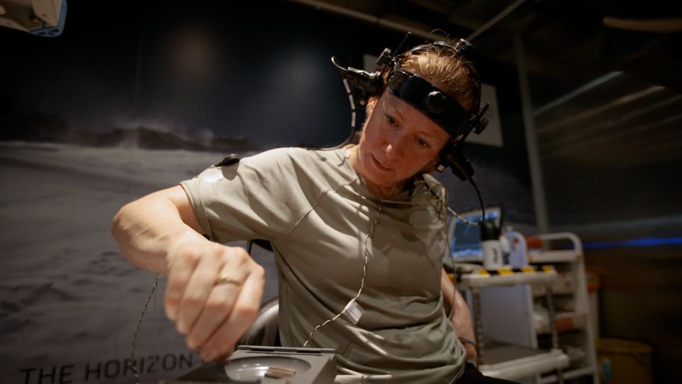 'Everything feels tiring': CNN goes inside a heat chamber