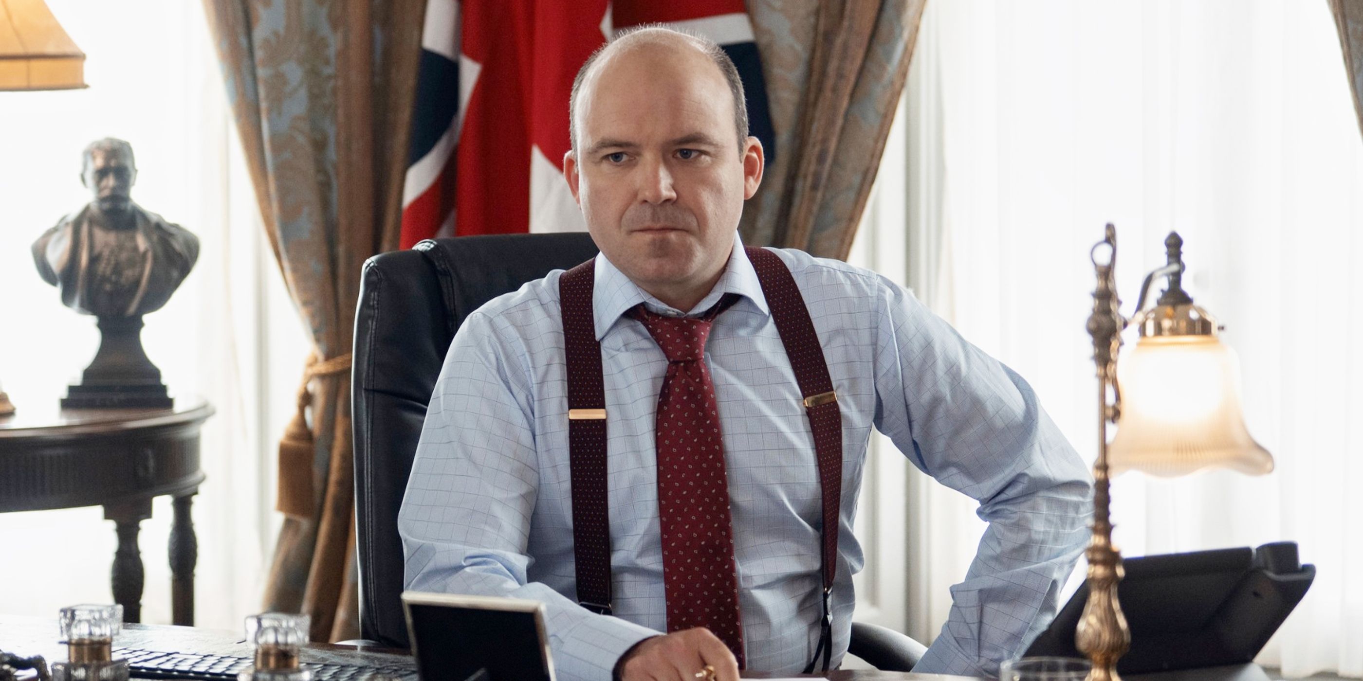 If you like 'The West Wing,' Netflix's 3-part political thriller series ...
