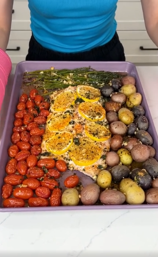 Easy salmon bake so flaky, flavorful, and oven-ready!