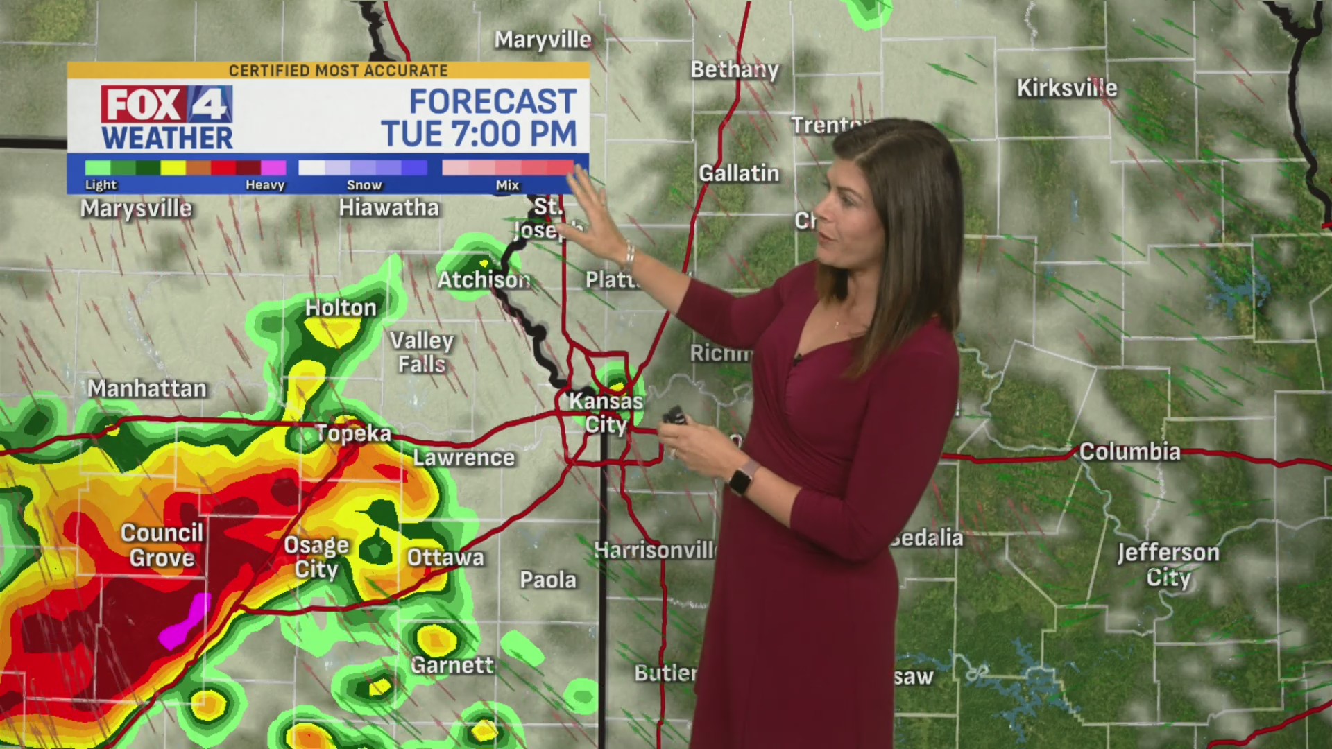 FOX4 forecast: Cloudy & cool to start!