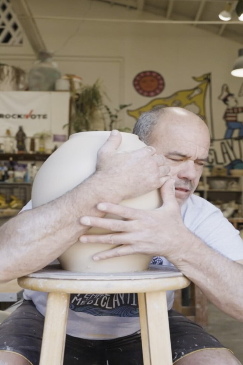 The pottery class built around hugs