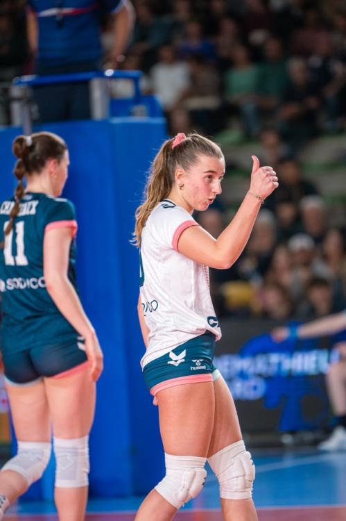 Ligue A féminine. Deux prolongations et un départ, l’effectif des ...