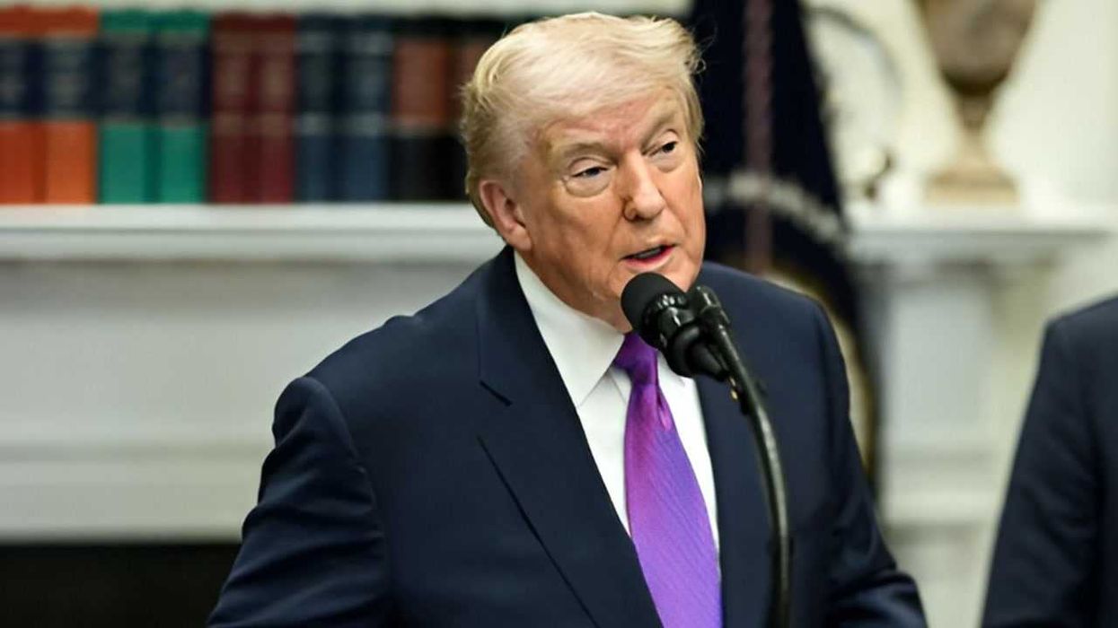 Stephen King slams Donald Trump over Reflecting Pool 'vandalism' comments