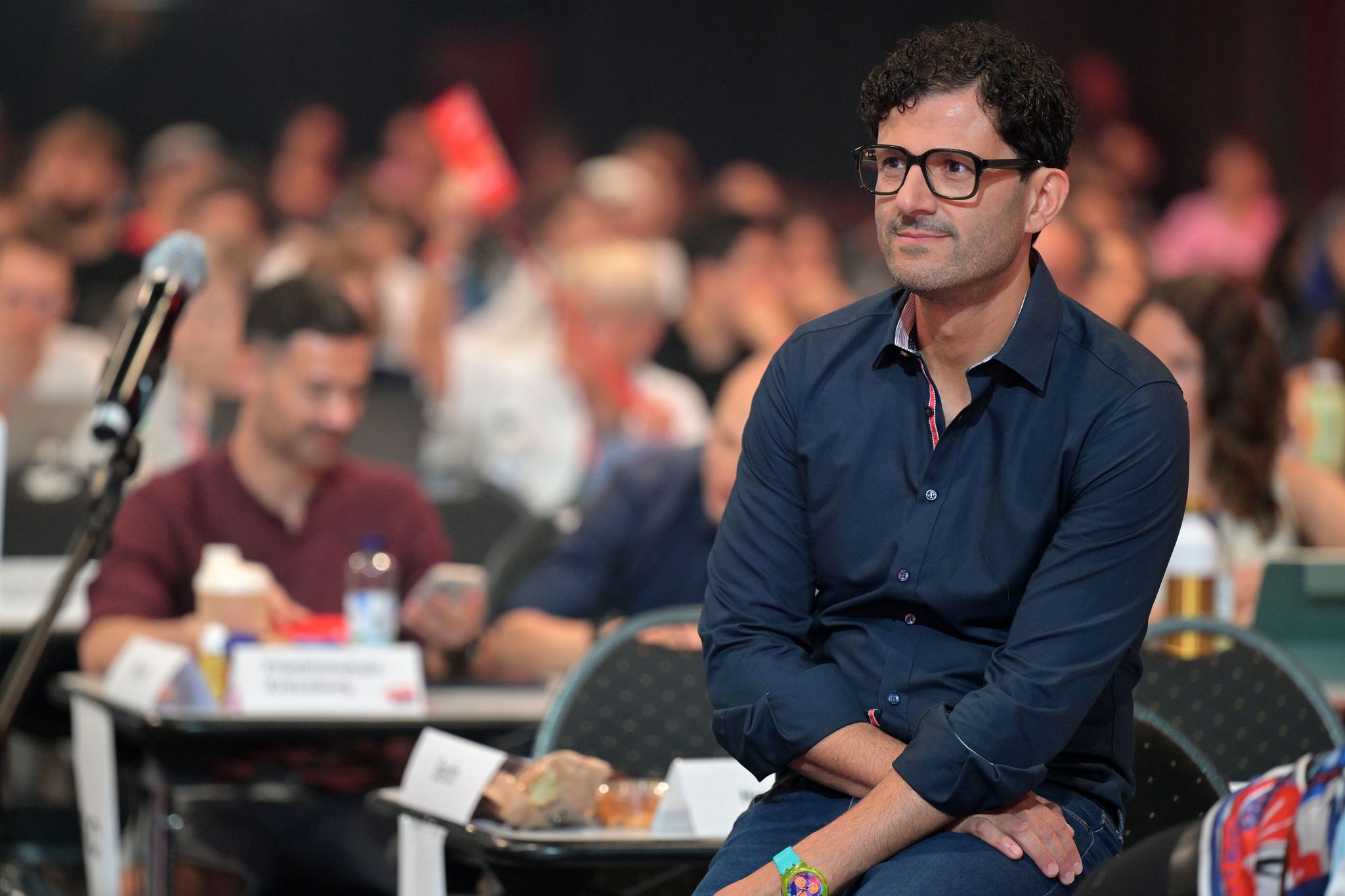 Left party leader apologizes for calling German conservatives fascists