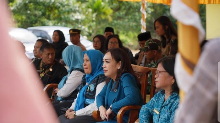 PAAR Desa Bandar Baru, Juniatry Franc Bernhard Tumanggor: Keluarga ...