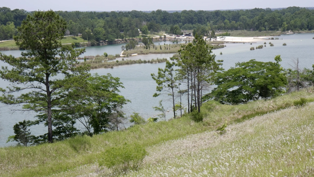 4 former quarries transformed into natural and cultural landmarks