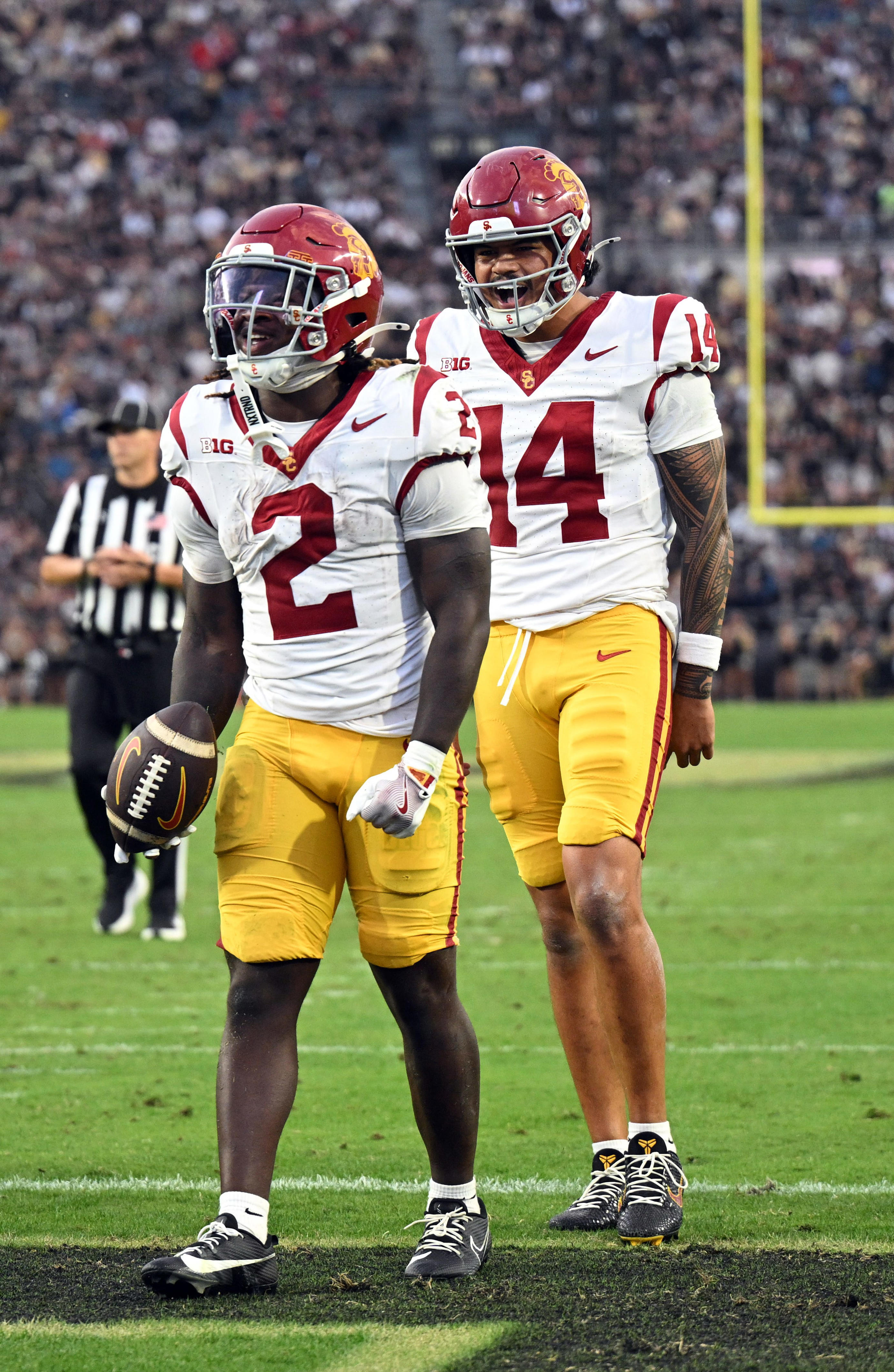 Jayden Maiava, with full stable of running backs, elevates USC backfield