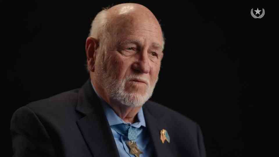 Medal of Honor: Fighting through ambush