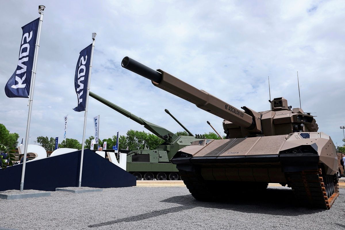 Konzern hinter Leopard-Panzer: Deutschland steigt vor Börsengang mit 40 ...