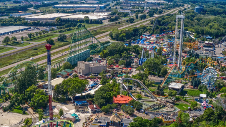 Near Minneapolis is a Midwest city with the state's largest amusement ...