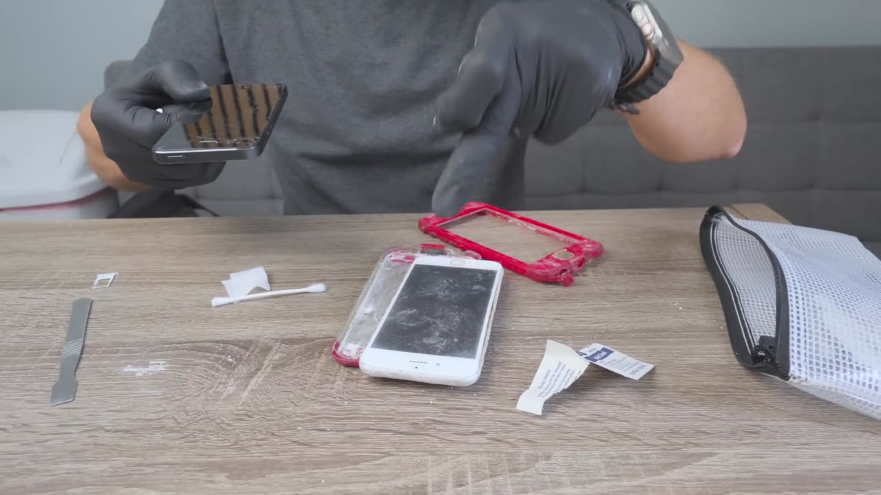 Watch a missing camera owner react after her photos were recovered from ...