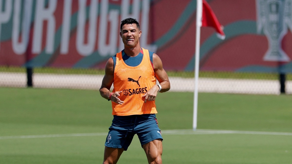 Ronaldo hat-trick against Uzbekistan? Michael Owen slams critics of ...