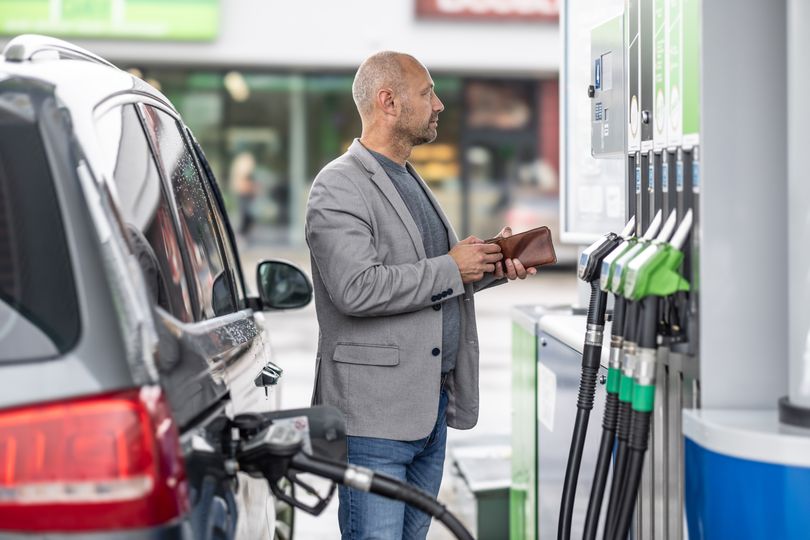 Overwhelming support for a fuel price cap found among UK drivers