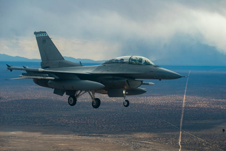 F-16’s intercept aircraft violating flight restriction area