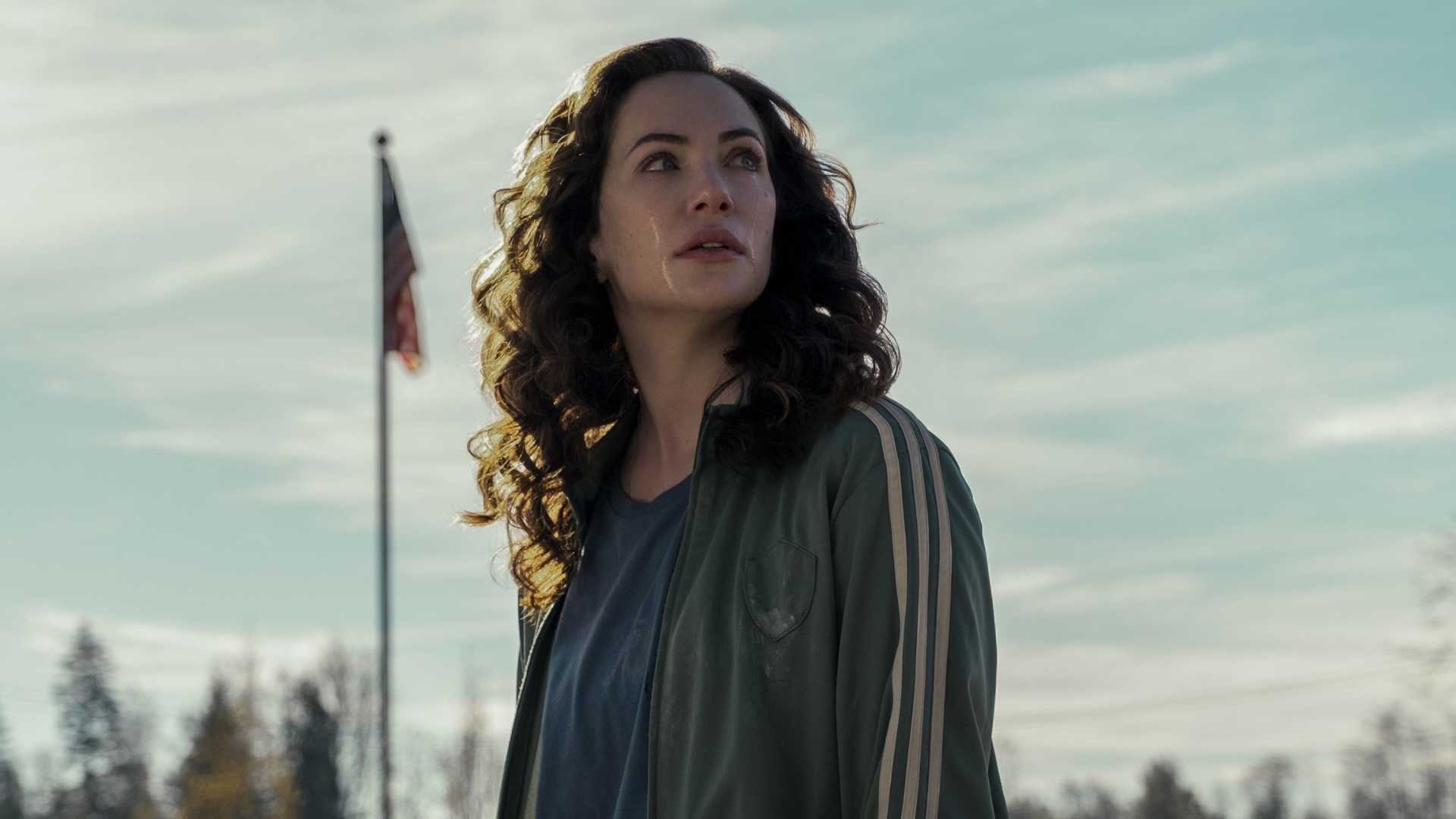 Netflix's 10/10 vampire series with high RT score was designed to be binged