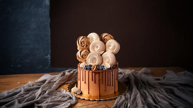 My white chocolate cake was a huge success at a family party, then my ...