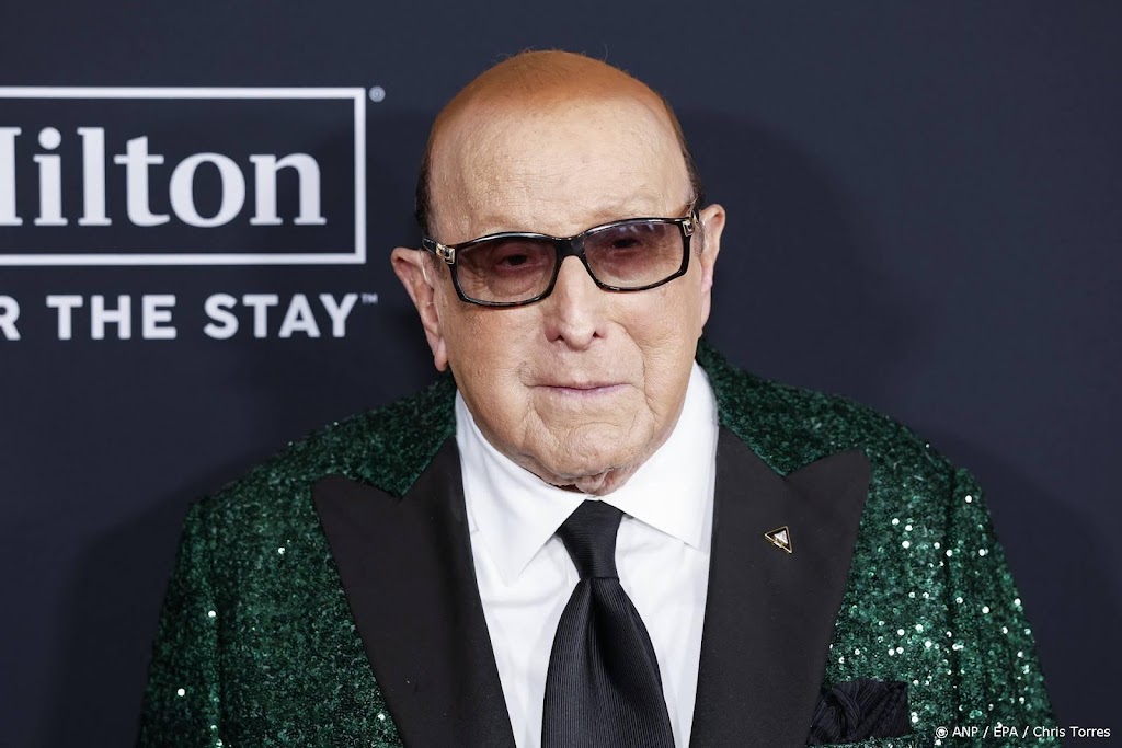 Muziekproducent Clive Davis (94) overleden