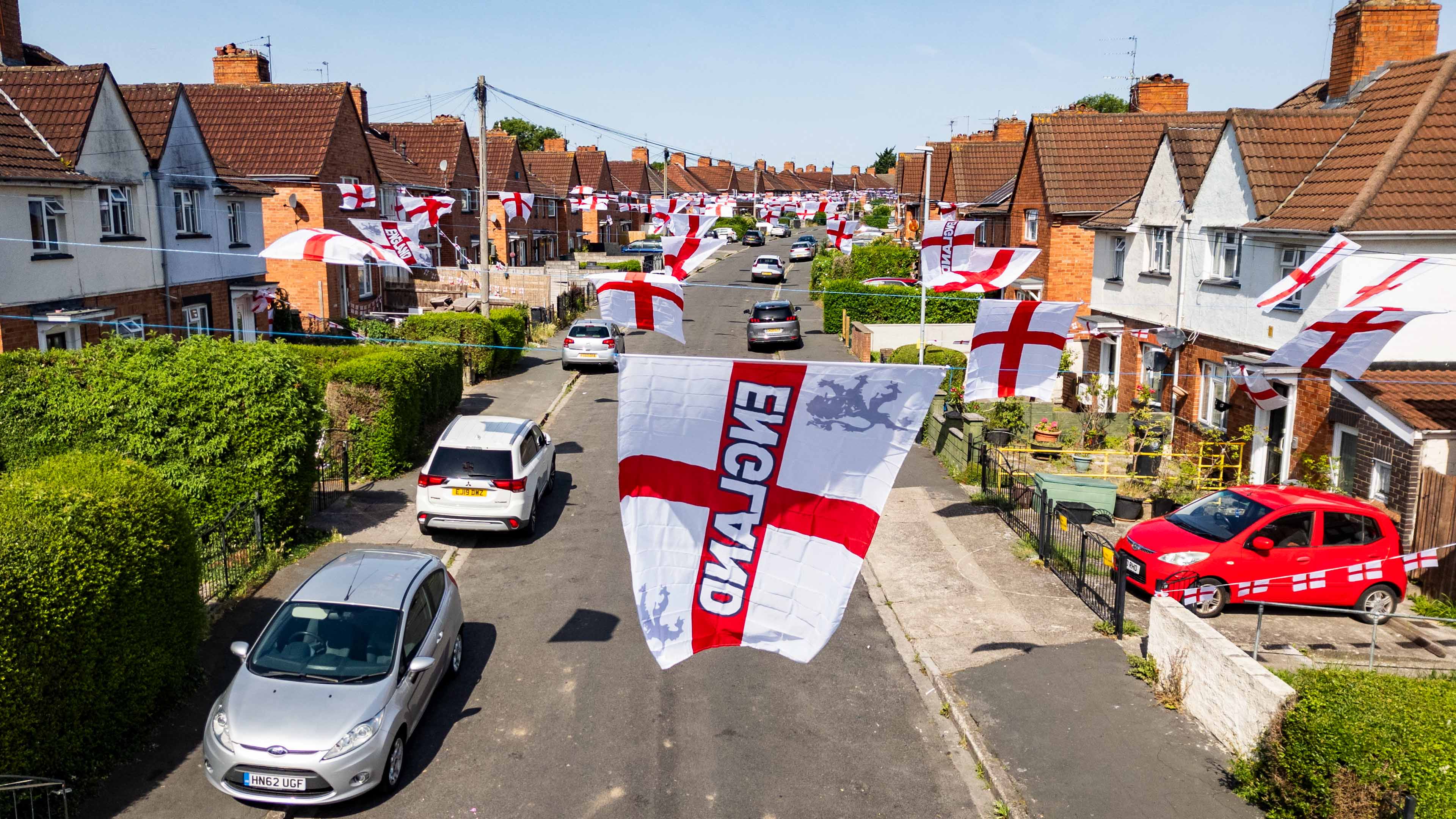 England flags return to Bristol street after council row