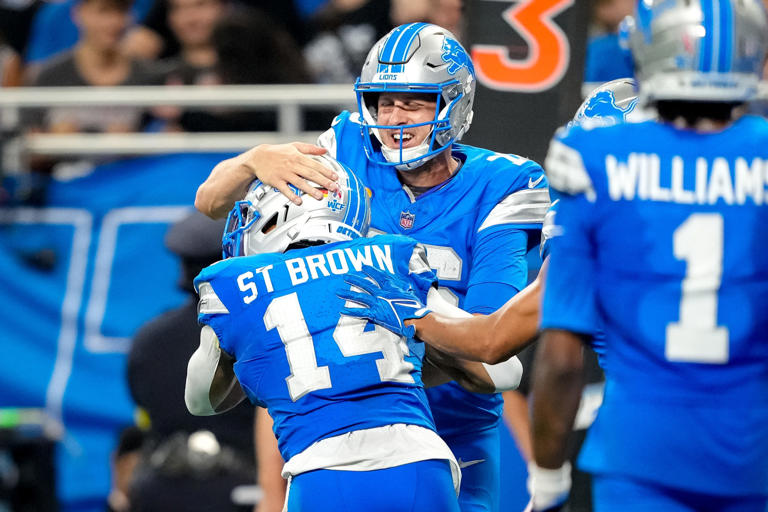Top 10 QB-WR duos: Where do NFL's newly formed combos rank?
