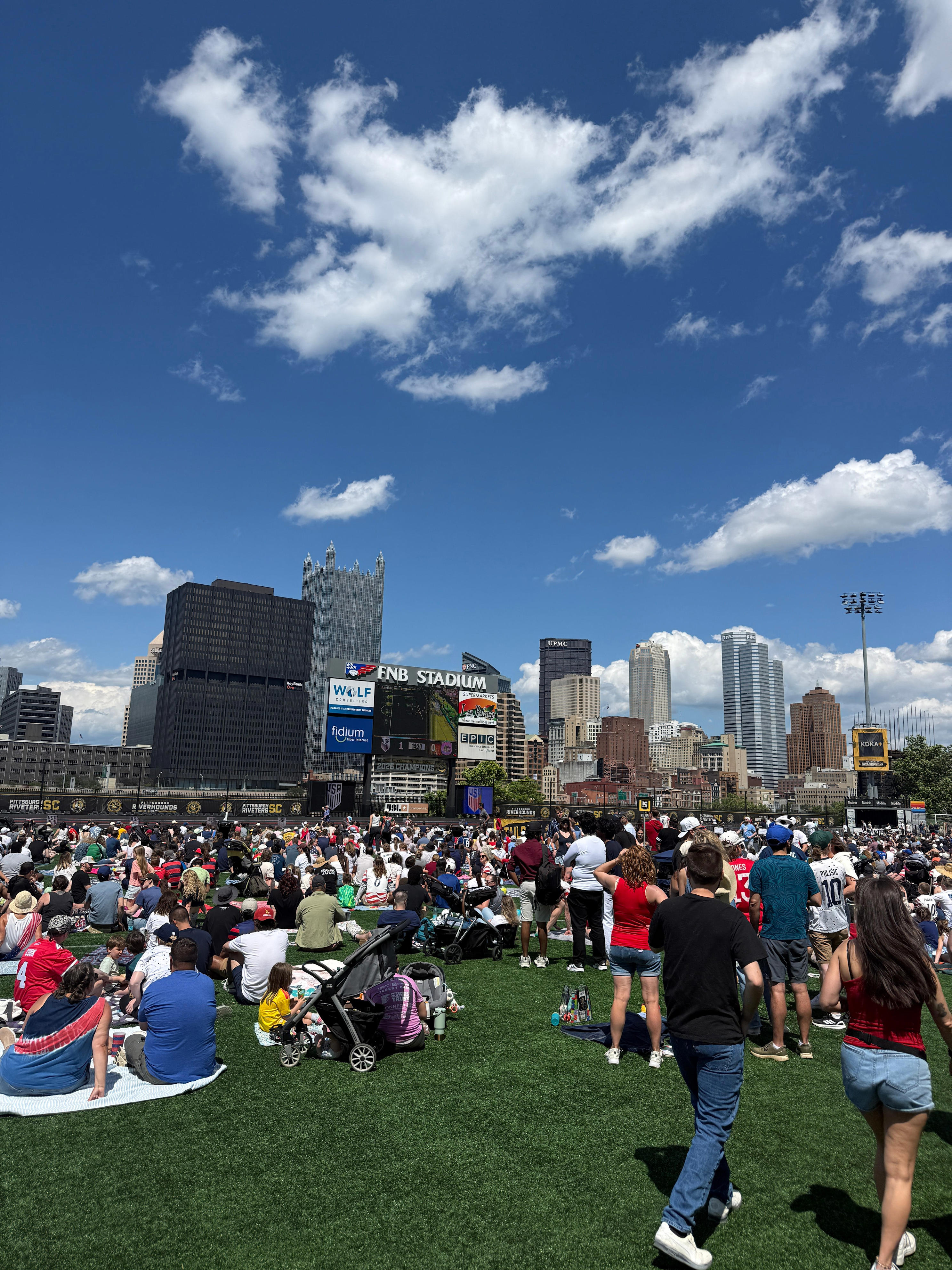 World Cup fans pack the South Shore for Team USA watch party