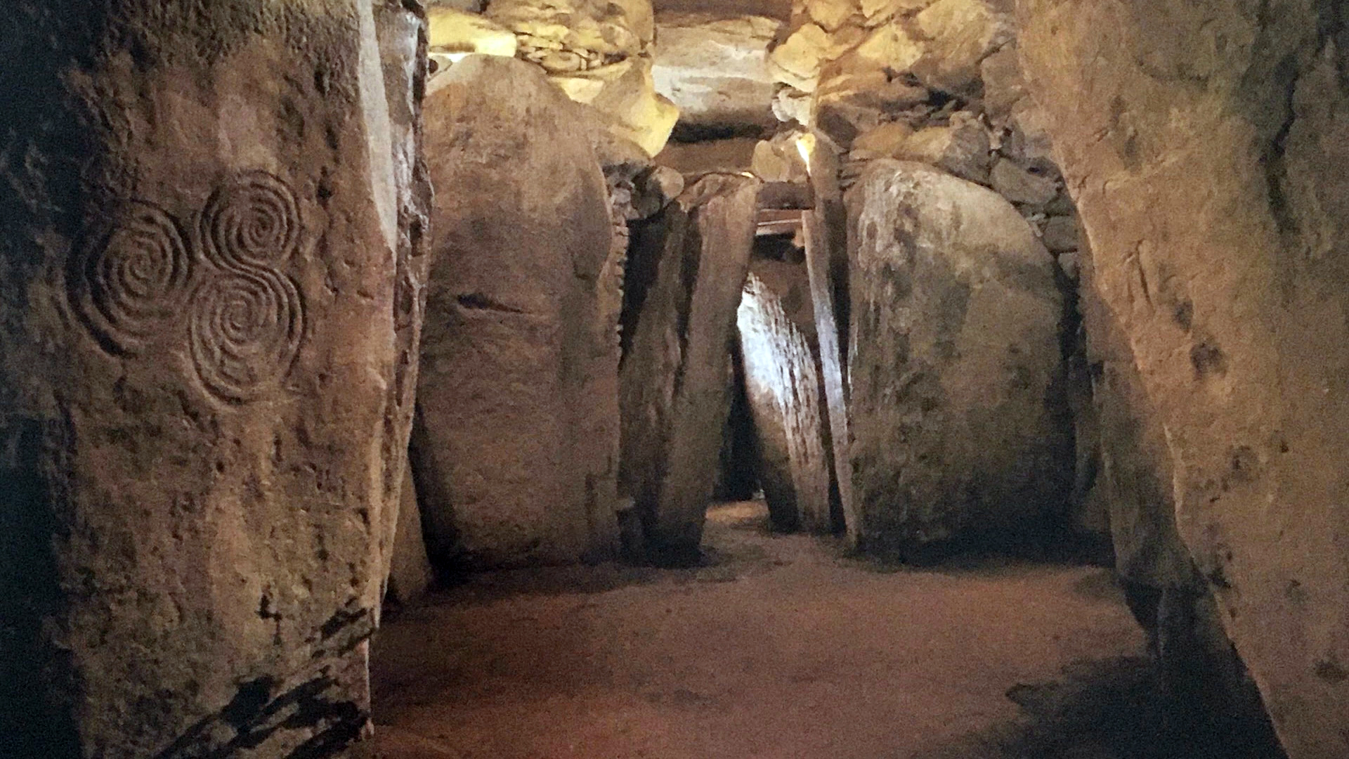 Newgrange - Ireland’s 5,000-year-old passage tomb is older than ...