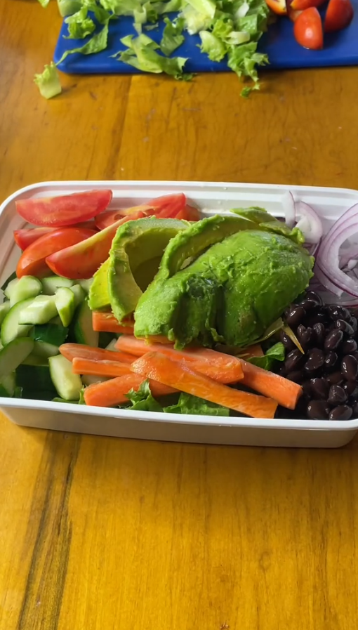 Last minute packed lunch for a long busy day easy chicken salad meal ...