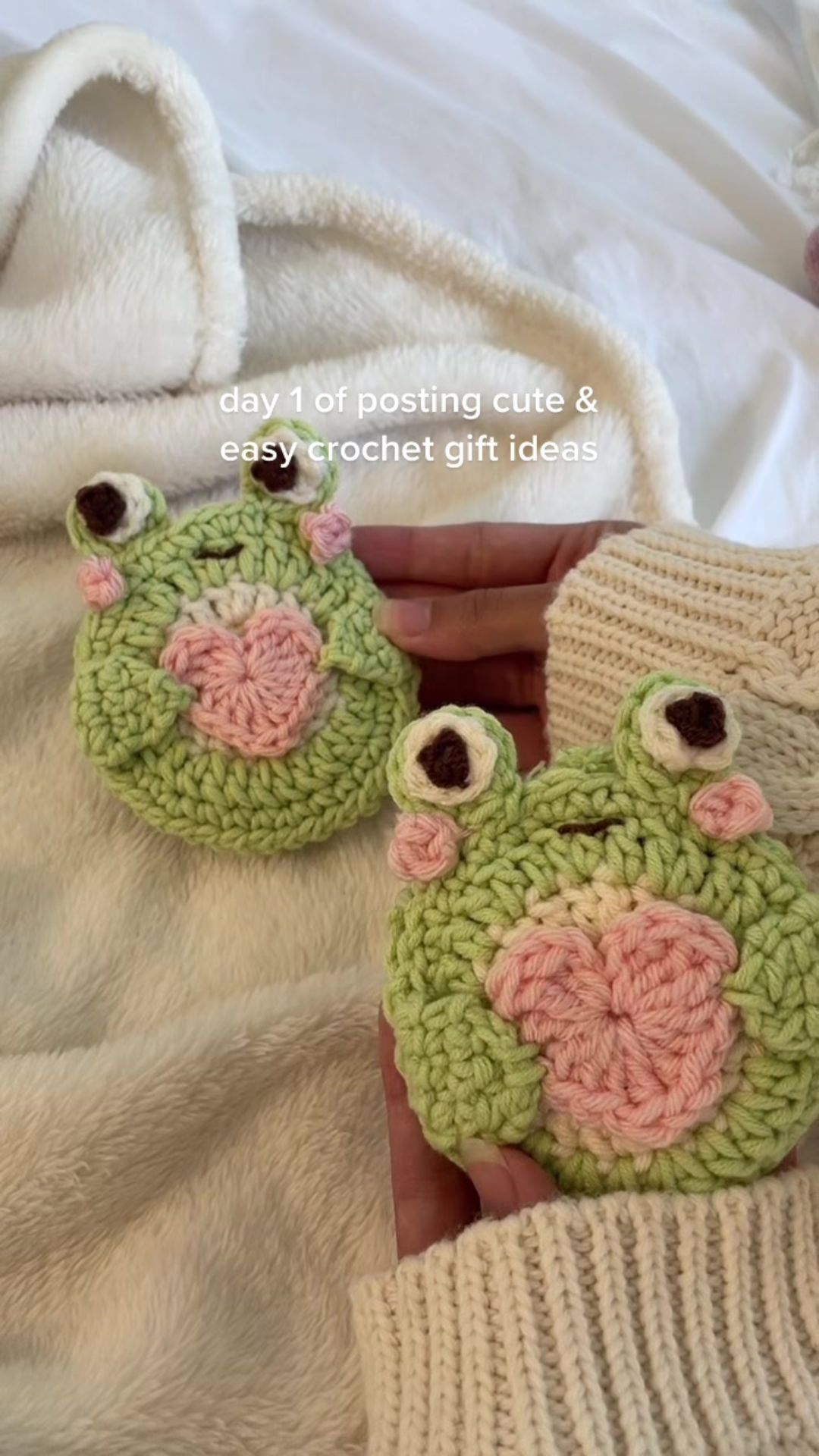 Easy crochet gift ideas cute handmade DIY inspiration