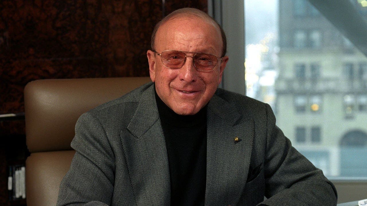 Clive Davis, music icon who signed Whitney Houston and Carrie Underwood ...