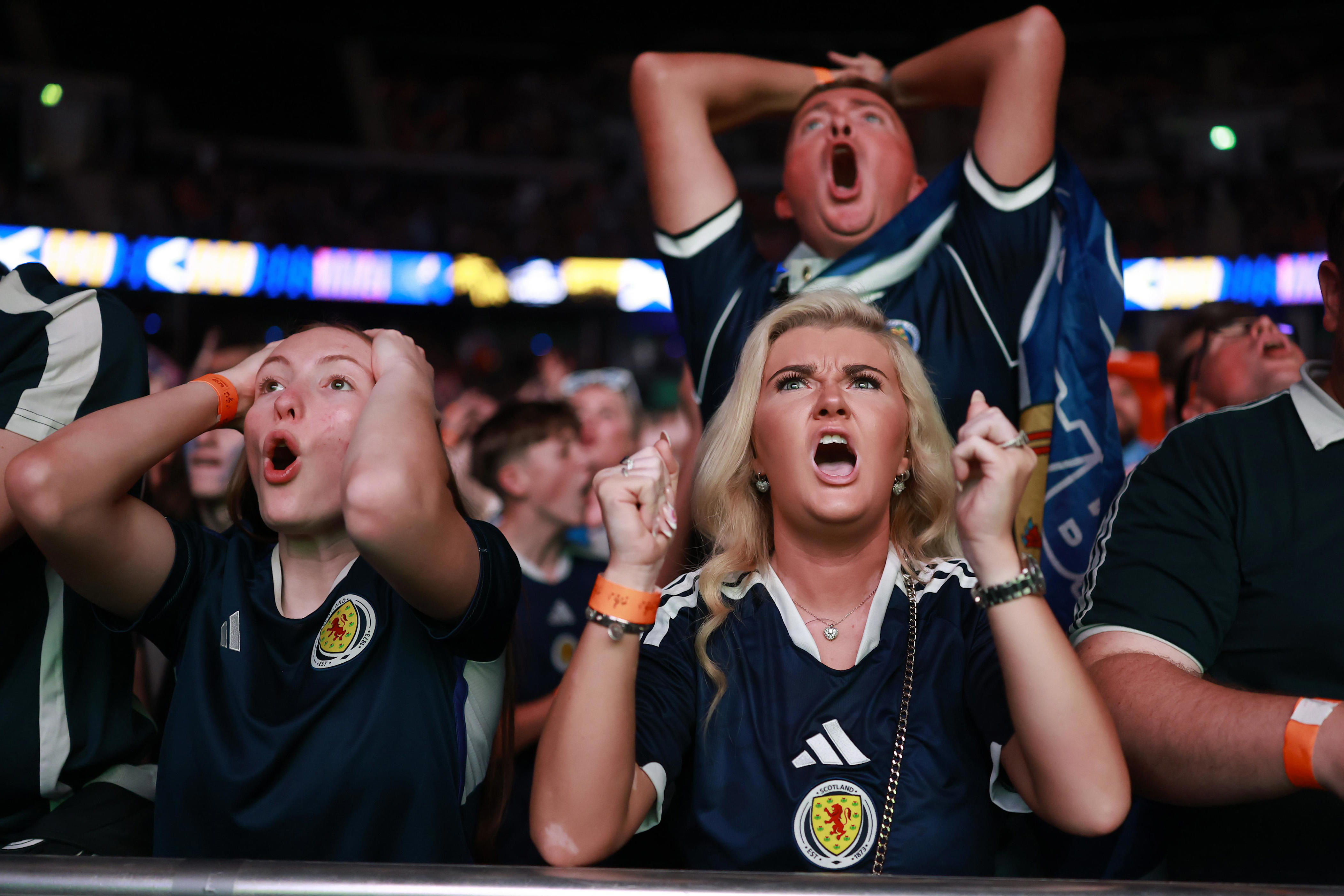 NJ and NYC waiters say World Cup fans aren't tipping