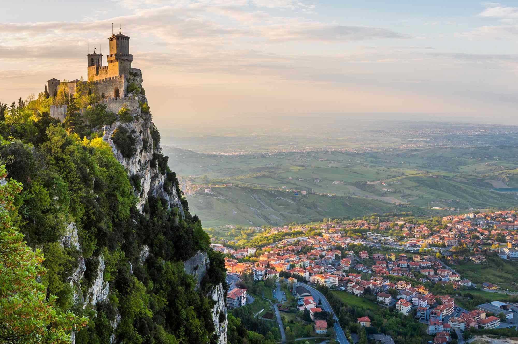 This is the safest country for solo travel in the world—and nearly 90% ...