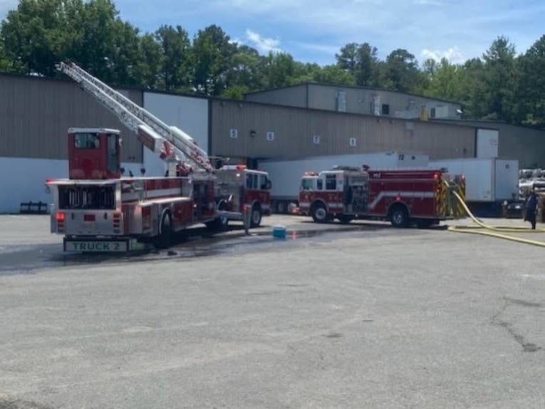Airboat used to ventilate smoke during Fredericksburg commercial fire