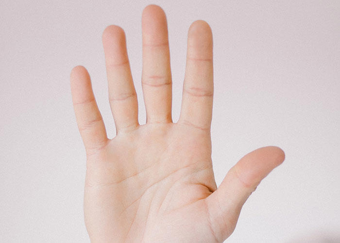 35 incredibly useful life hacks that save tons of money and time