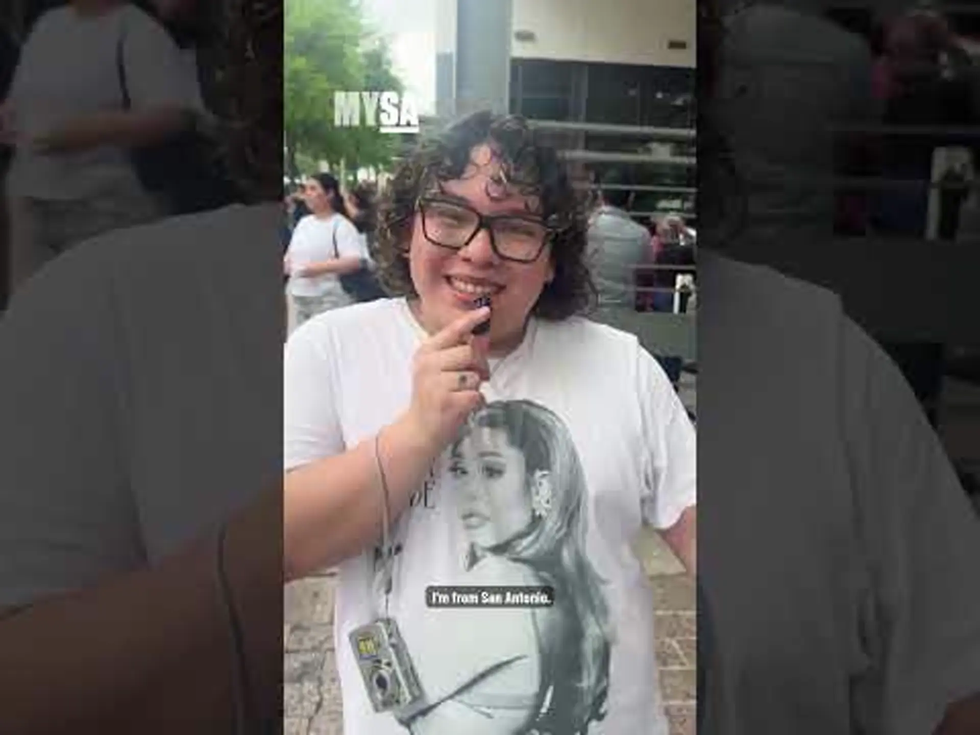 Ariana Grande fans wait 7+ hours for Austin, TX pop-up