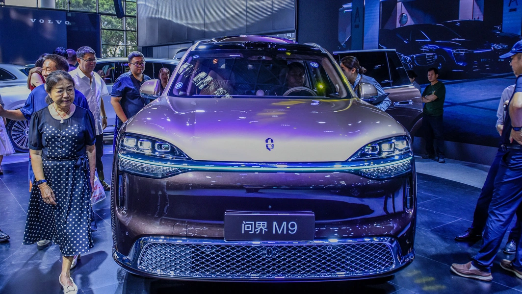 8 Chinese luxury cars competing with global icons