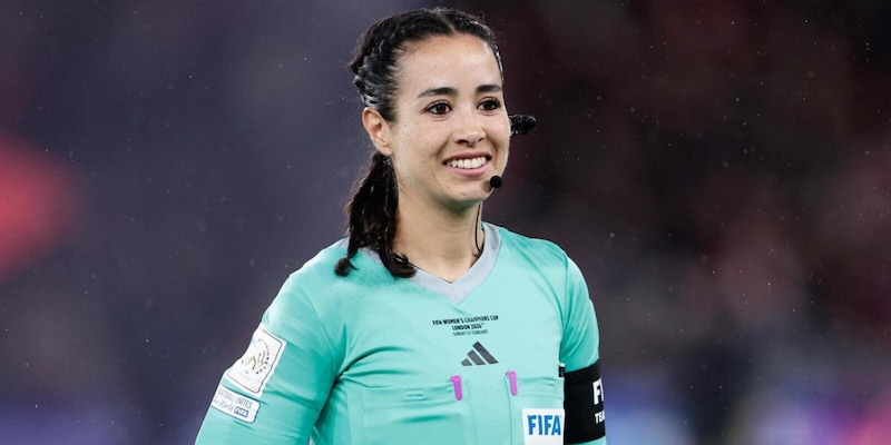 Katia Garcia dirigerà Tunisia-Olanda: terzo arbitro donna nella storia ...