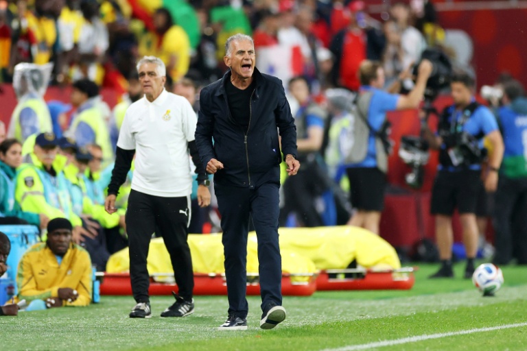 Ghana coach Queiroz says playing England 'easiest' World Cup game