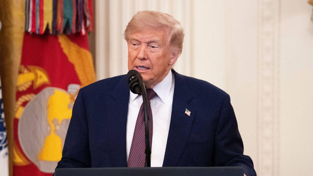 Donald Trump's cringeworthy comment about 'dating' daughter Ivanka ...