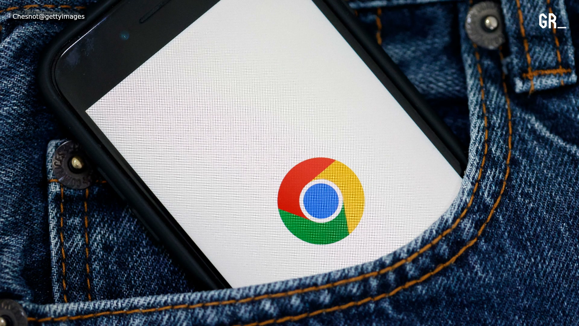 Chrome's wallpaper extensions were stealing your data and faking Google ...