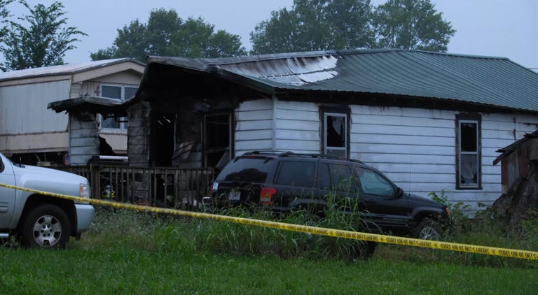 Firefighters investigate deadly fire in Fair Grove, Mo.