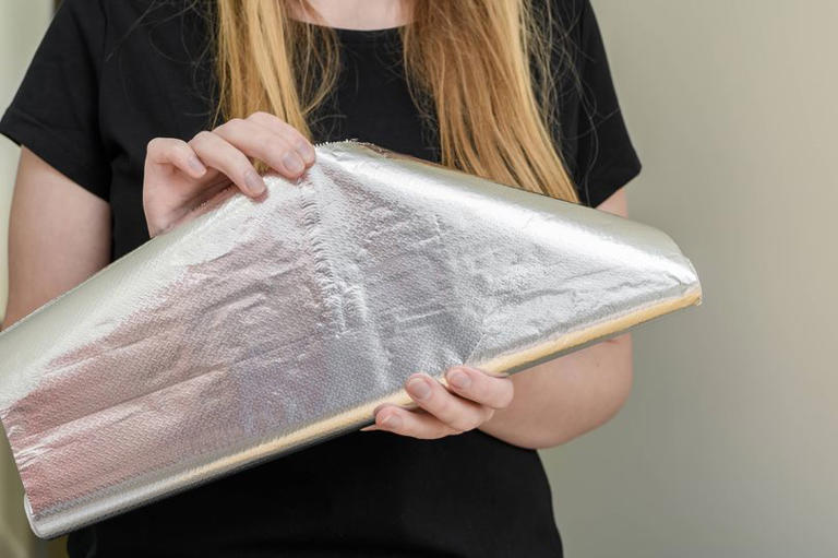 Welsh households urged to place tinfoil on their windows this week