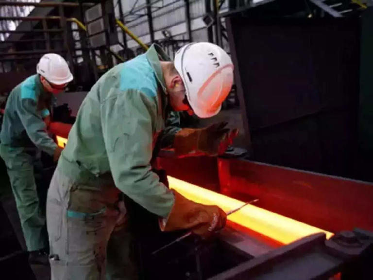 India's core sector output slows to 0.5% in May as against 1.8% in April