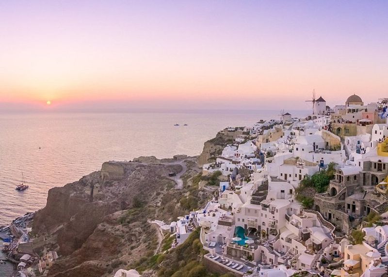 15 cities that defied nature and were built in impossible locations