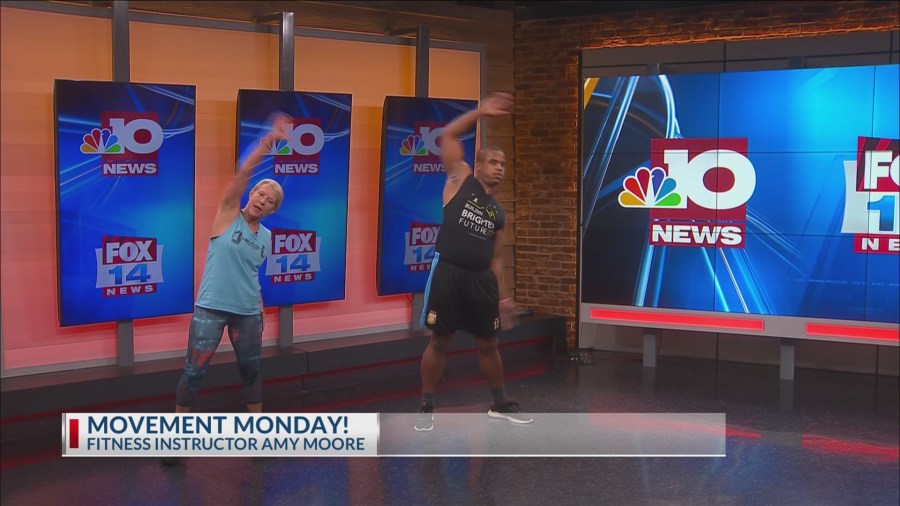 Movement Monday with Amy Moore!