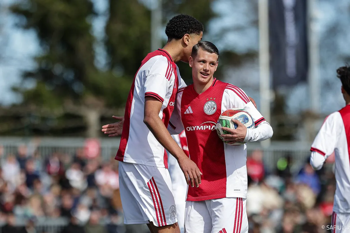 Garnier is rolmodel bij Ajax: 'Ben ervan overtuigd dat ik een mooie ...